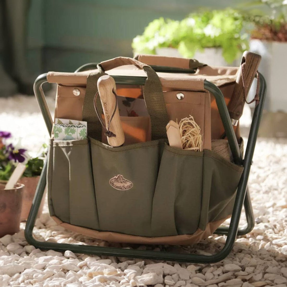 Clever Garden Tool Stool - 2-in-1 Stool & Tool Bag - Green — Gardening ...