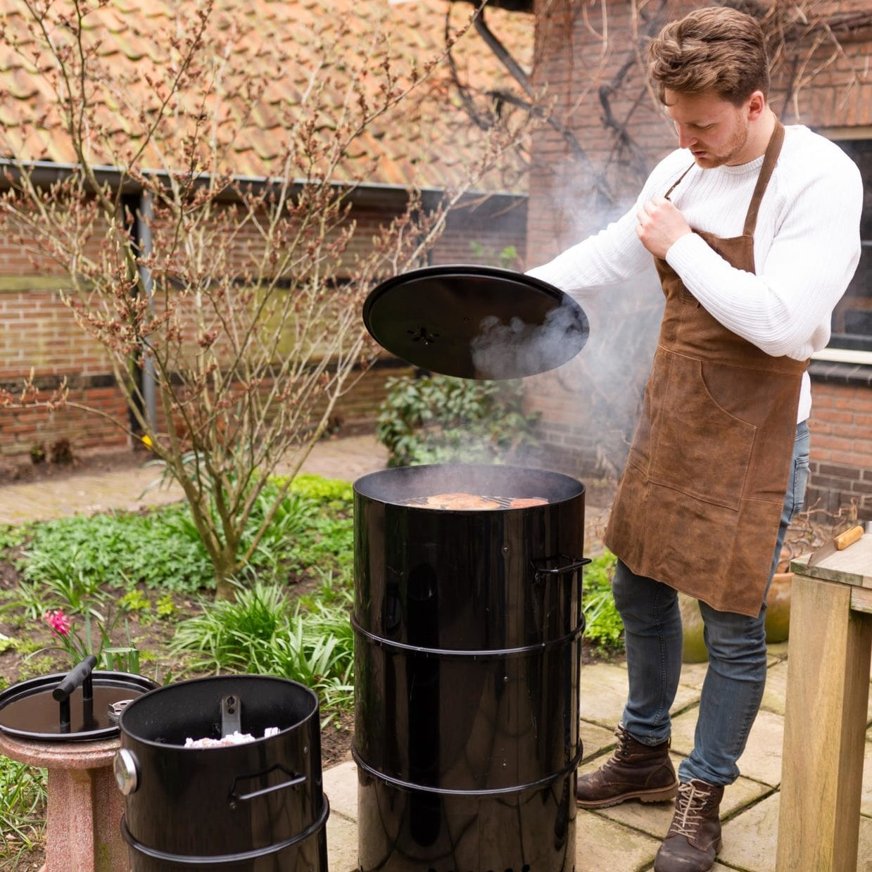 Leather BBQ Apron — Gardening Gifts Co.
