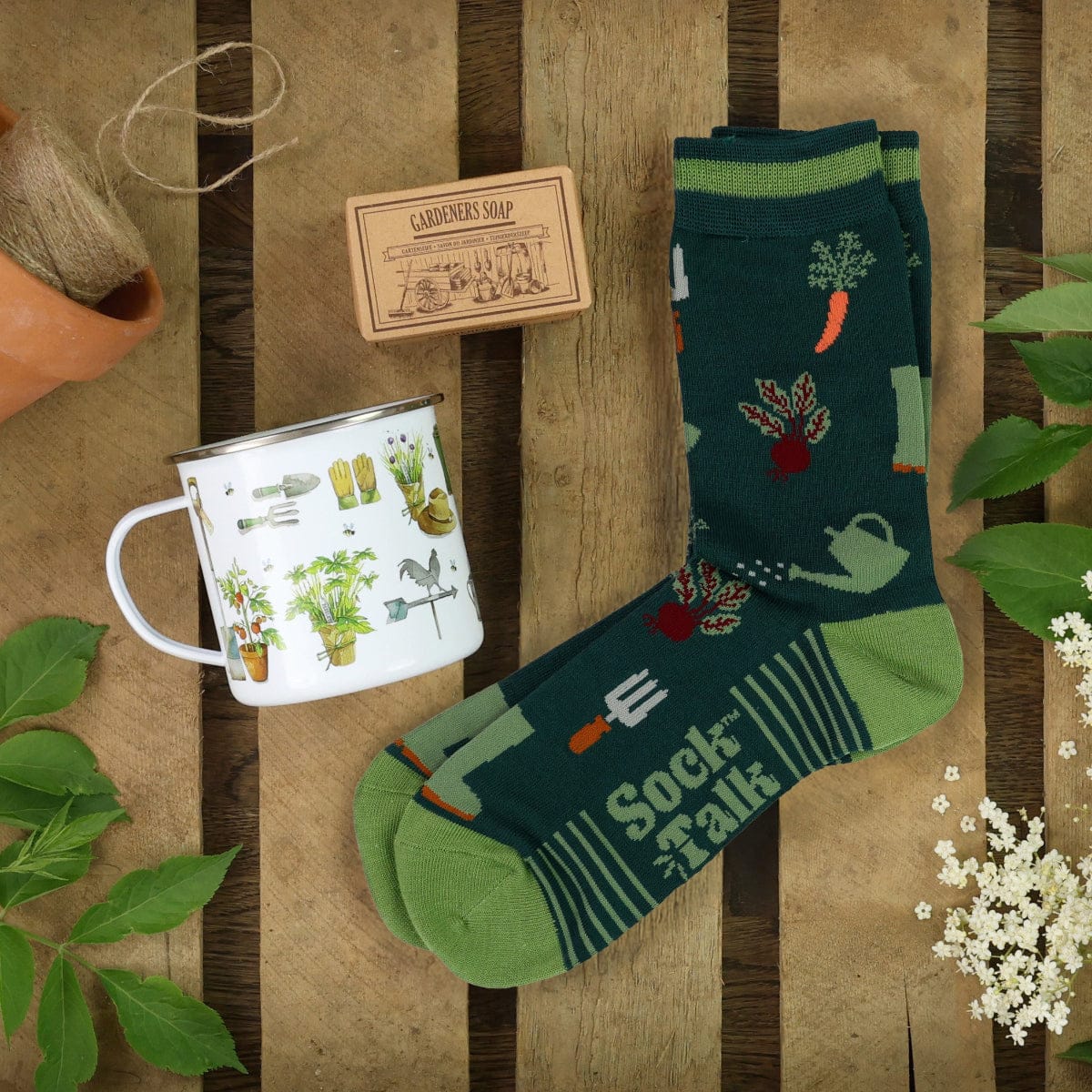 Sip, Sock & Scrub Gift Bundle — Gardening Gifts Co.