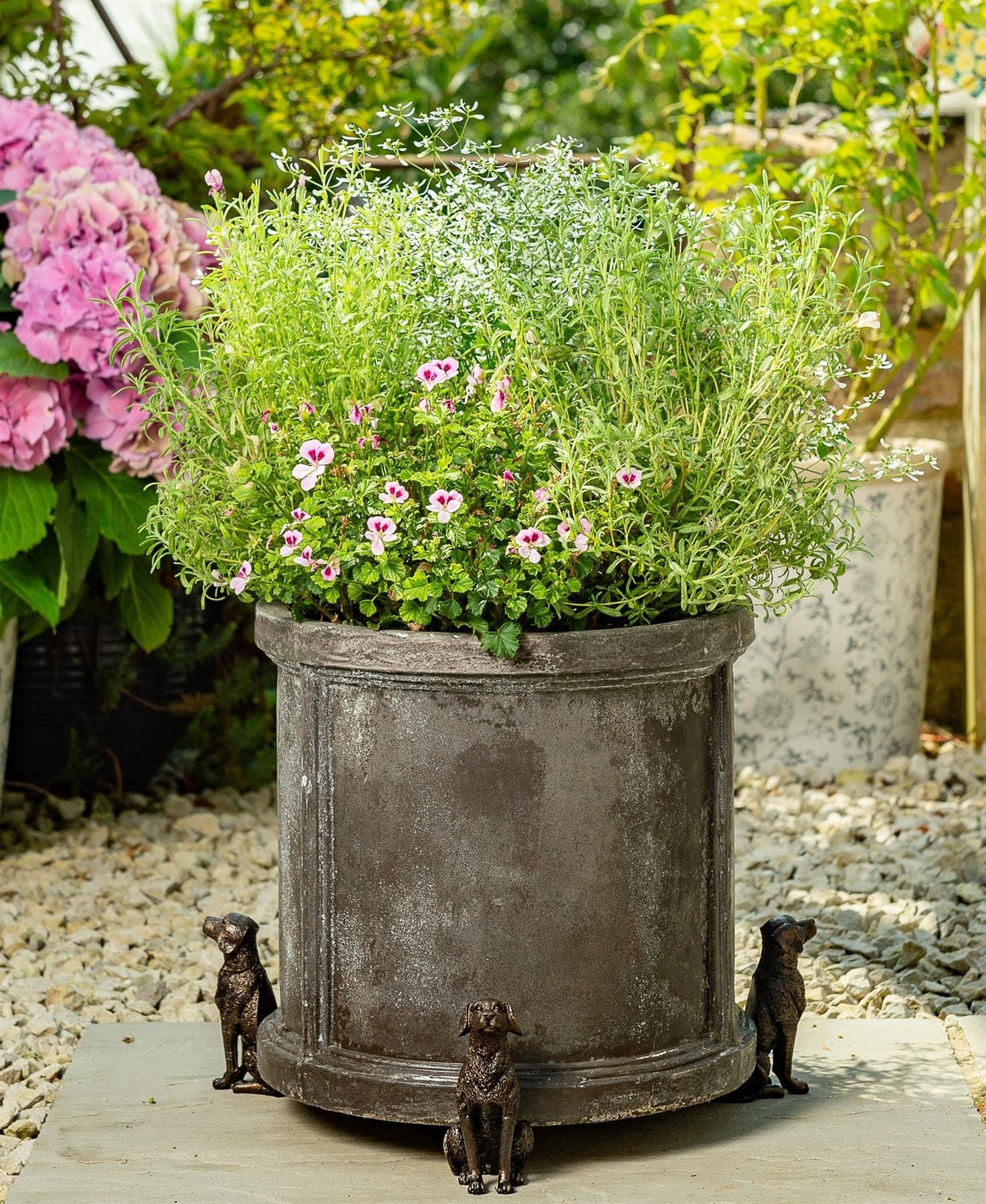 Plant Pot Feet - Bronze Labrador - Jardinopia — Gardening Gifts Co.